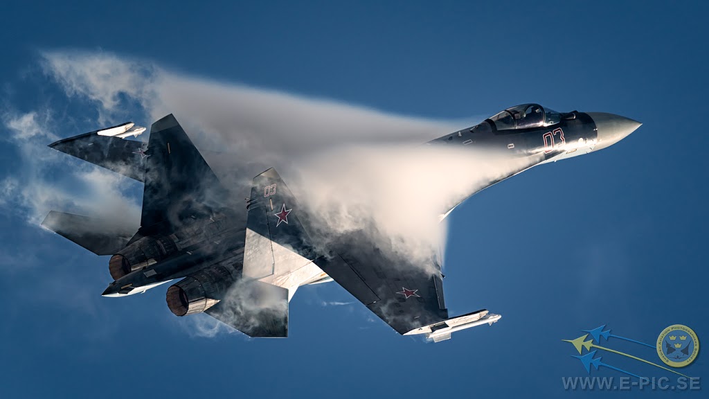 Sukhoi Su-35S Super Flanker - Black Sky Photo